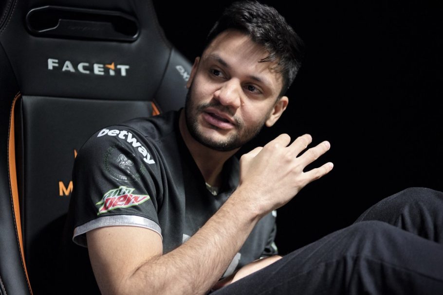 CS:GO - Fernando "Fer" Alvarenga se pronuncia sobre a iminente saída de ...