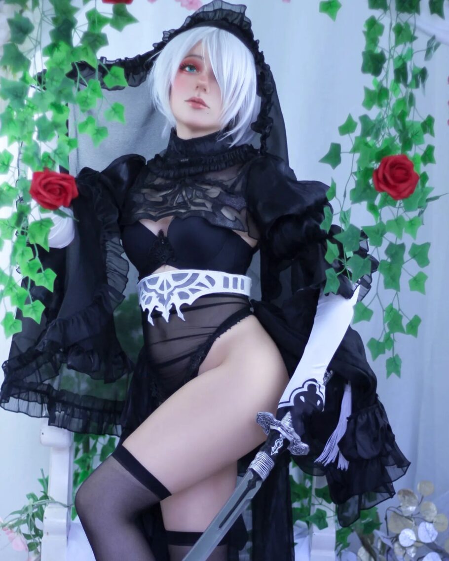 Androide 2B ganha vida em deslumbrante e excepcional cosplay feito por fã de Nier: Automata ...