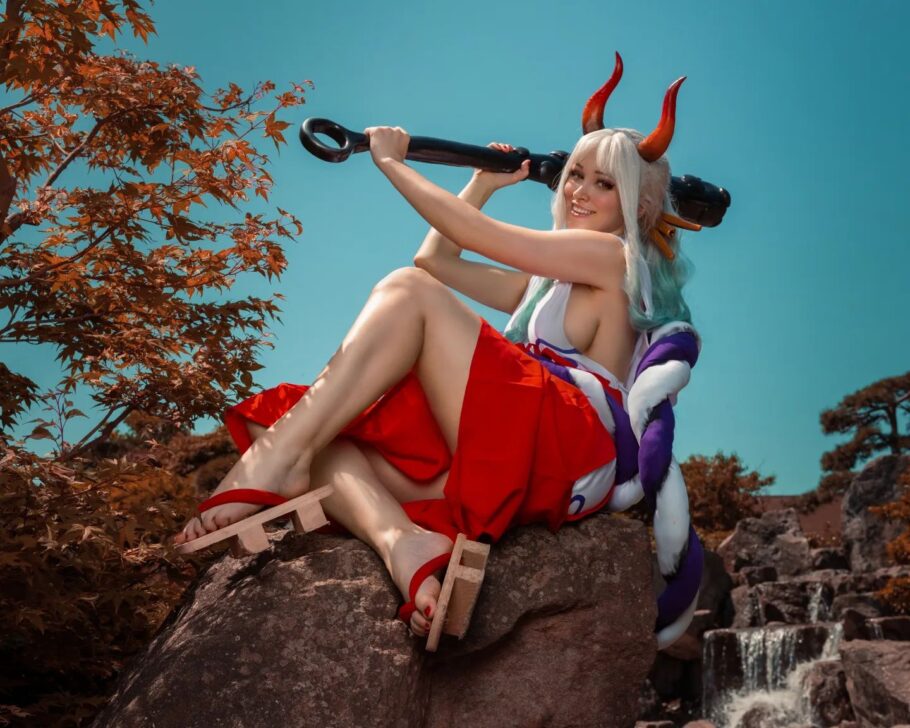 Modelo Liensue fez um cosplay impecável de Yamato de One Piece ...