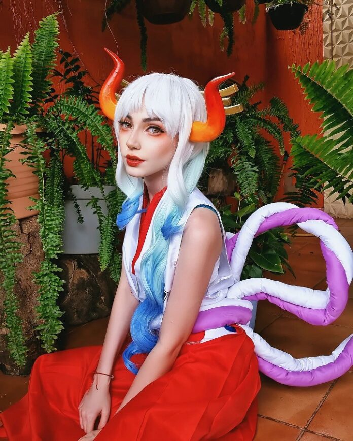 Brasileira Alice Dias fez um adorável cosplay de Yamato de One Piece ...