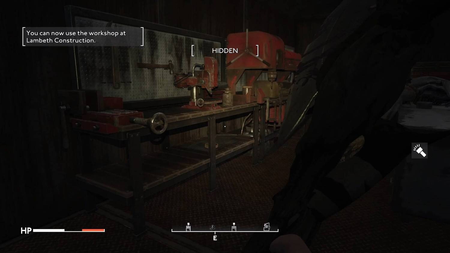 Como utilizar a Lanterna em Fallout London - Critical Hits