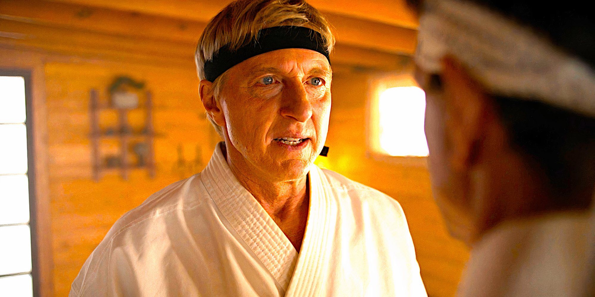 Criadores de Cobra Kai explicam por que Johnny Lawrence salvou John ...