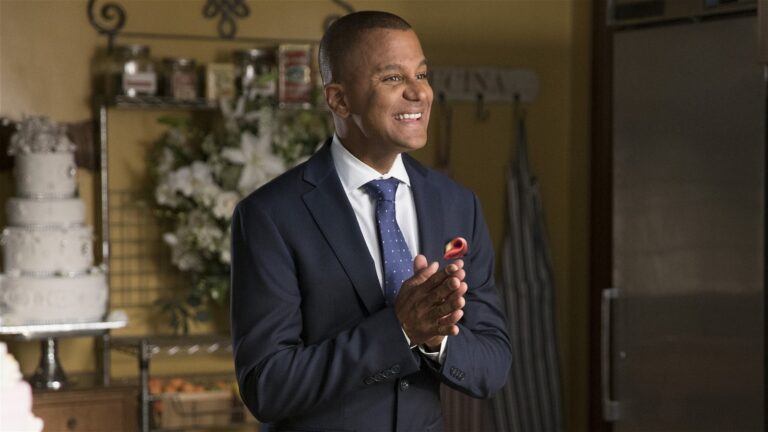 Gilmore Girls - Os 15 personagens principais da série e suas idades ...