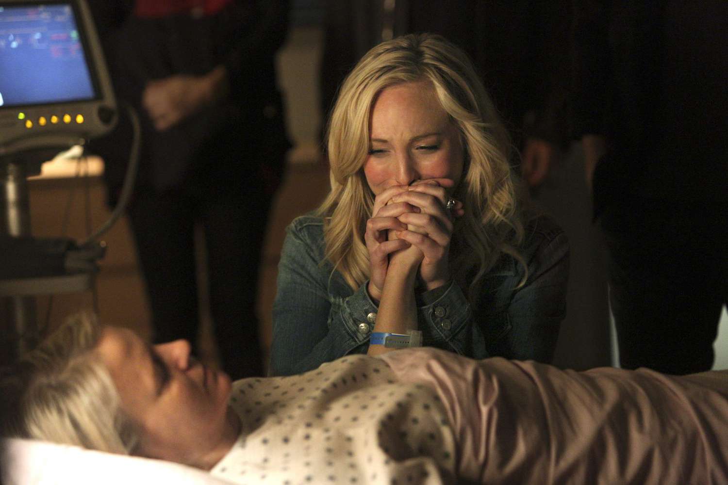The Vampire Diaries – Em qual episódio Elizabeth Forbes morre ...