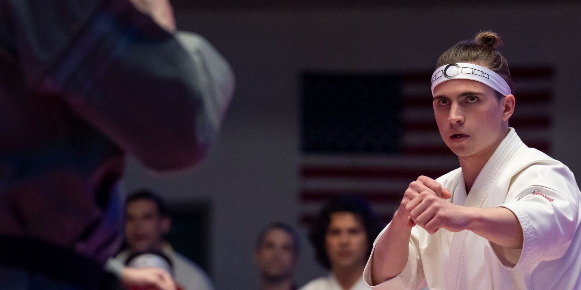 O que aconteceu com Robby no final da 6ª temporada de Cobra Kai? - Critical Hits