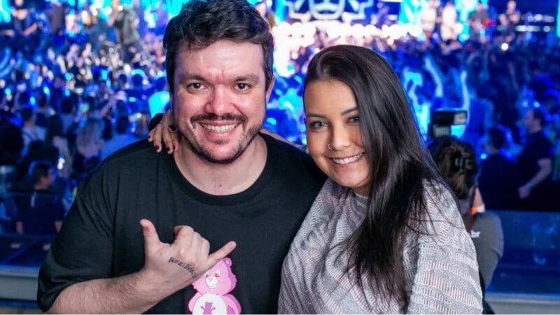 Gaules e Lett anunciam separação em live, mas mantêm amizade - Critical ...